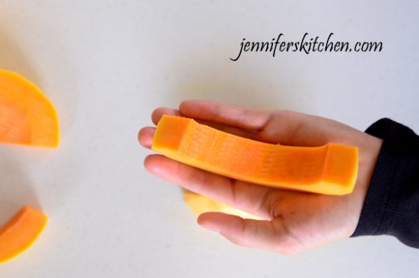 A Step-by-Step Guide to Cutting a Butternut Squash - JennifersKitchen